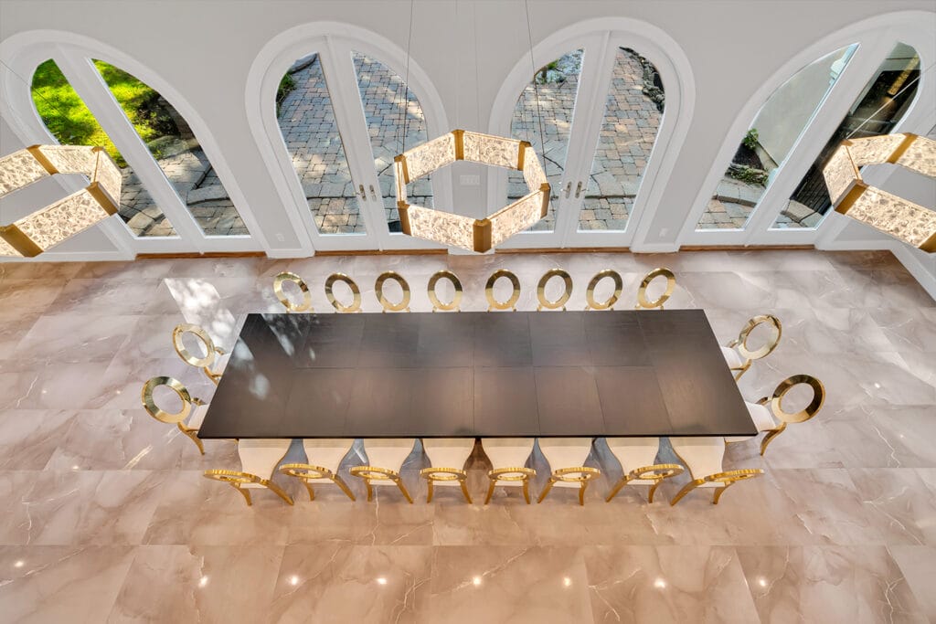 Diamond Estate Rental – Experience the Luxury You Deserve.