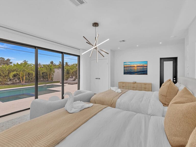 Diamond Estate Rental – Experience the Luxury You Deserve.